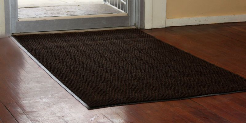 Chevron | Industrial Rubber Anti-Fatigue Mats, Dock Bumpers, Wheel Chocks